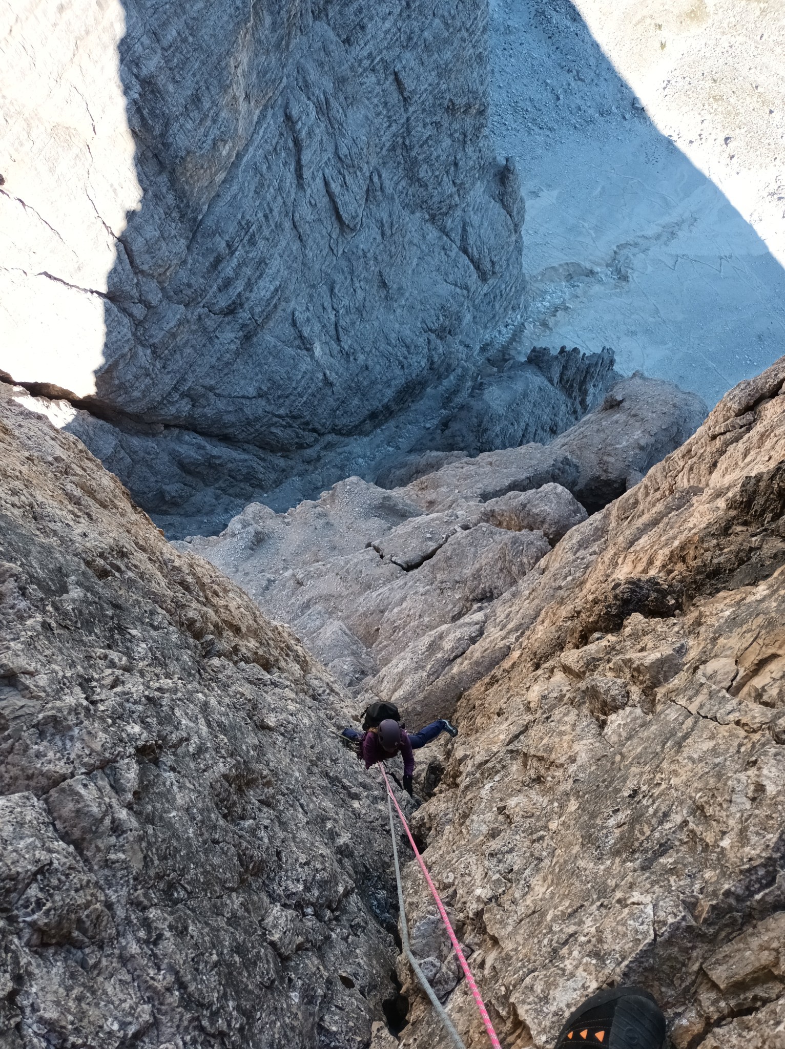 DOLOMITAS Cima Grande di Lavaredo – « diedro dulfer» v+ 250 metros ...